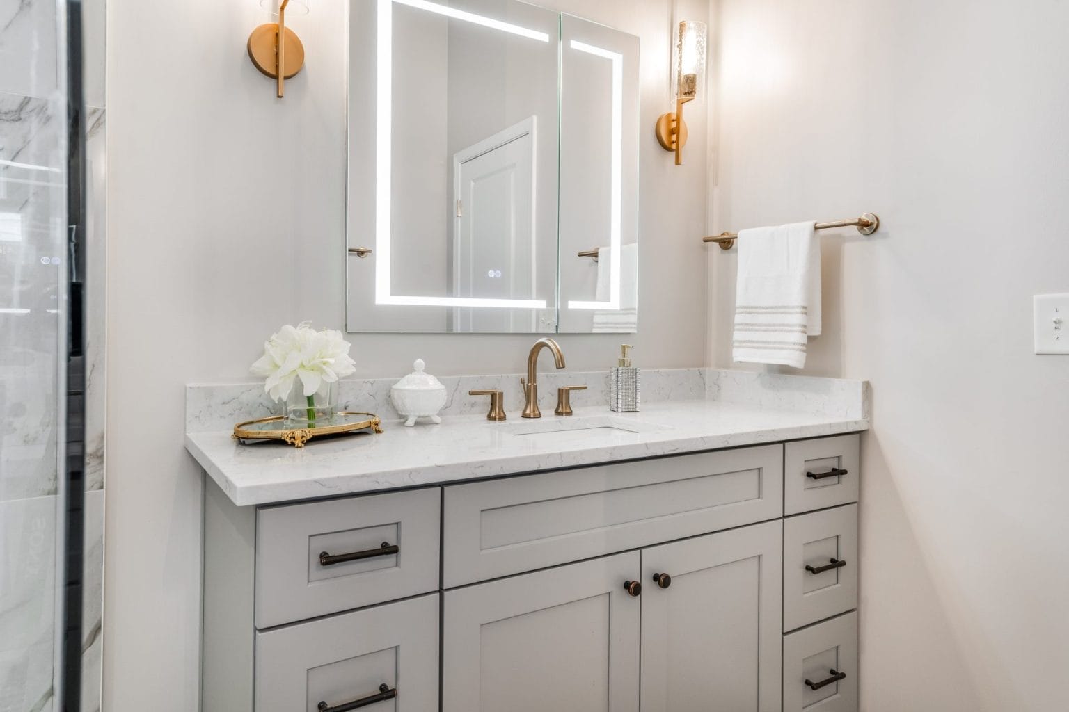 Waxhaw-Marvin Master Bathroom with Mosaic Waterfall | DGK Charlotte