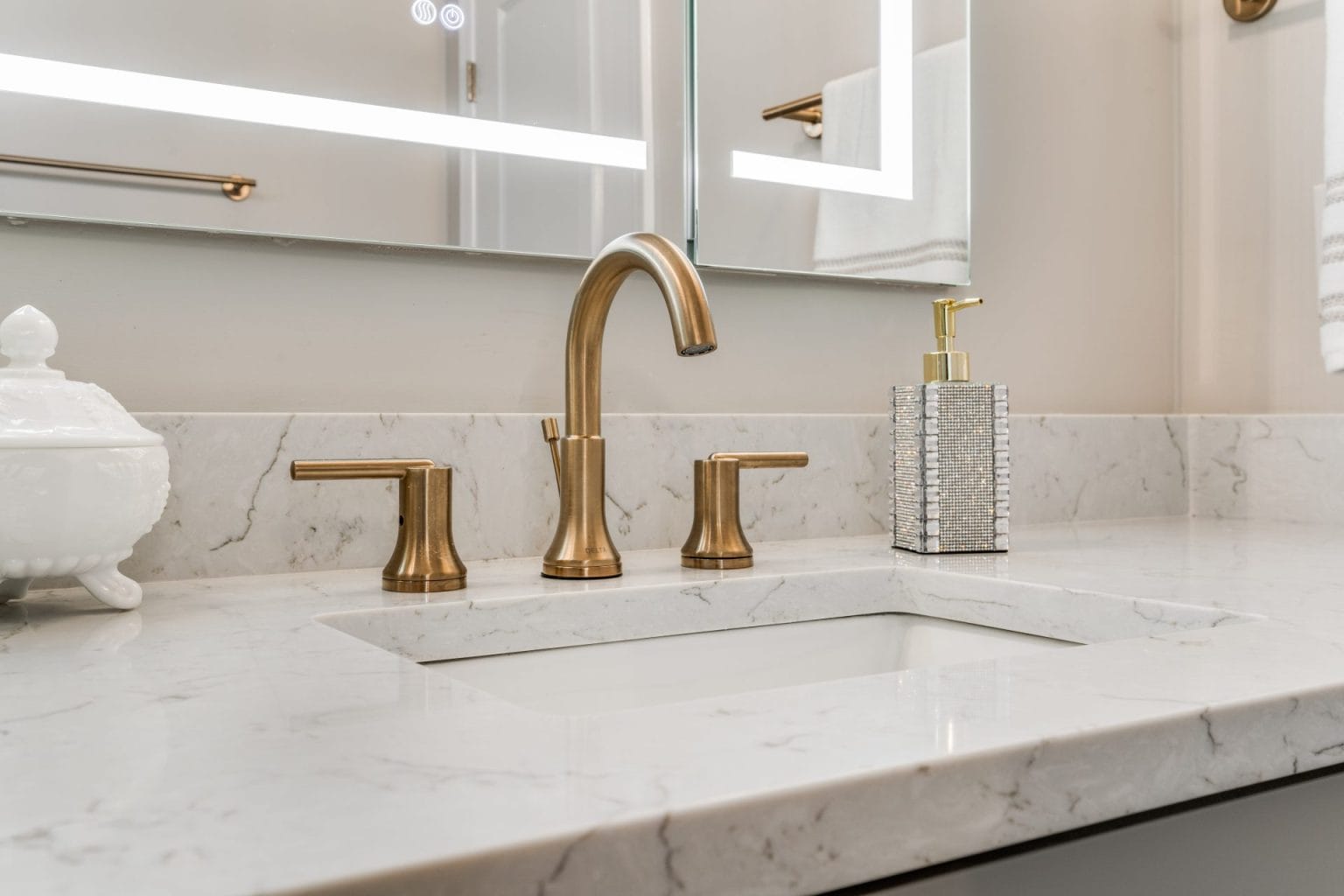 Waxhaw-Marvin Master Bathroom with Mosaic Waterfall | DGK Charlotte